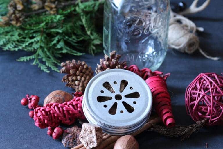 Rustic Holiday Decor - The How-To Home