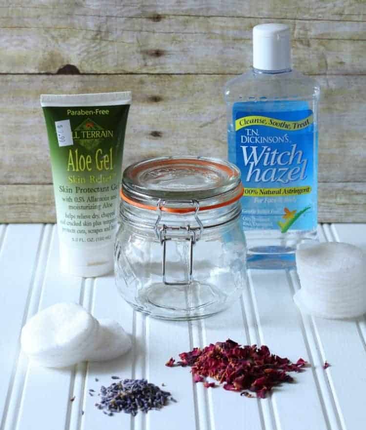 DIY All-Natural Facial Wipes :: Be Gentle With Your Skin - The How-To Home