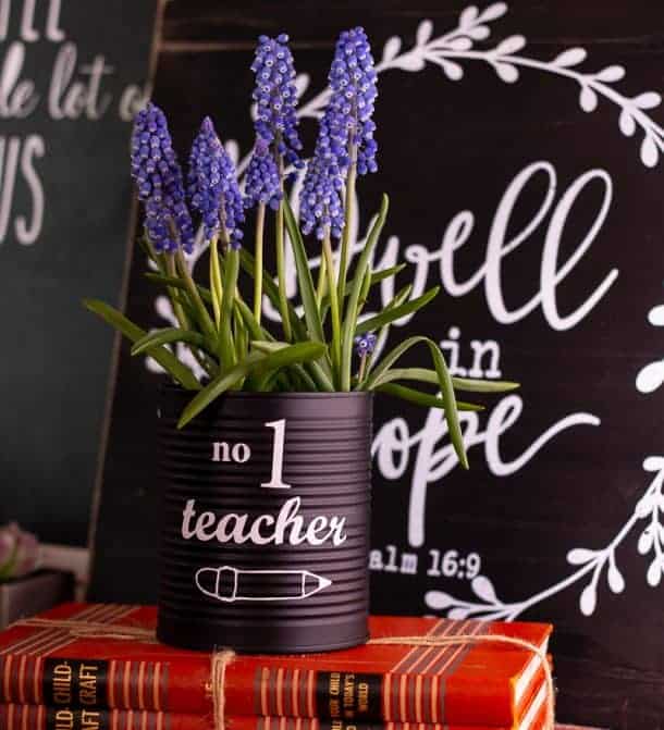 Number 1 Teacher Gift - The How-To Home