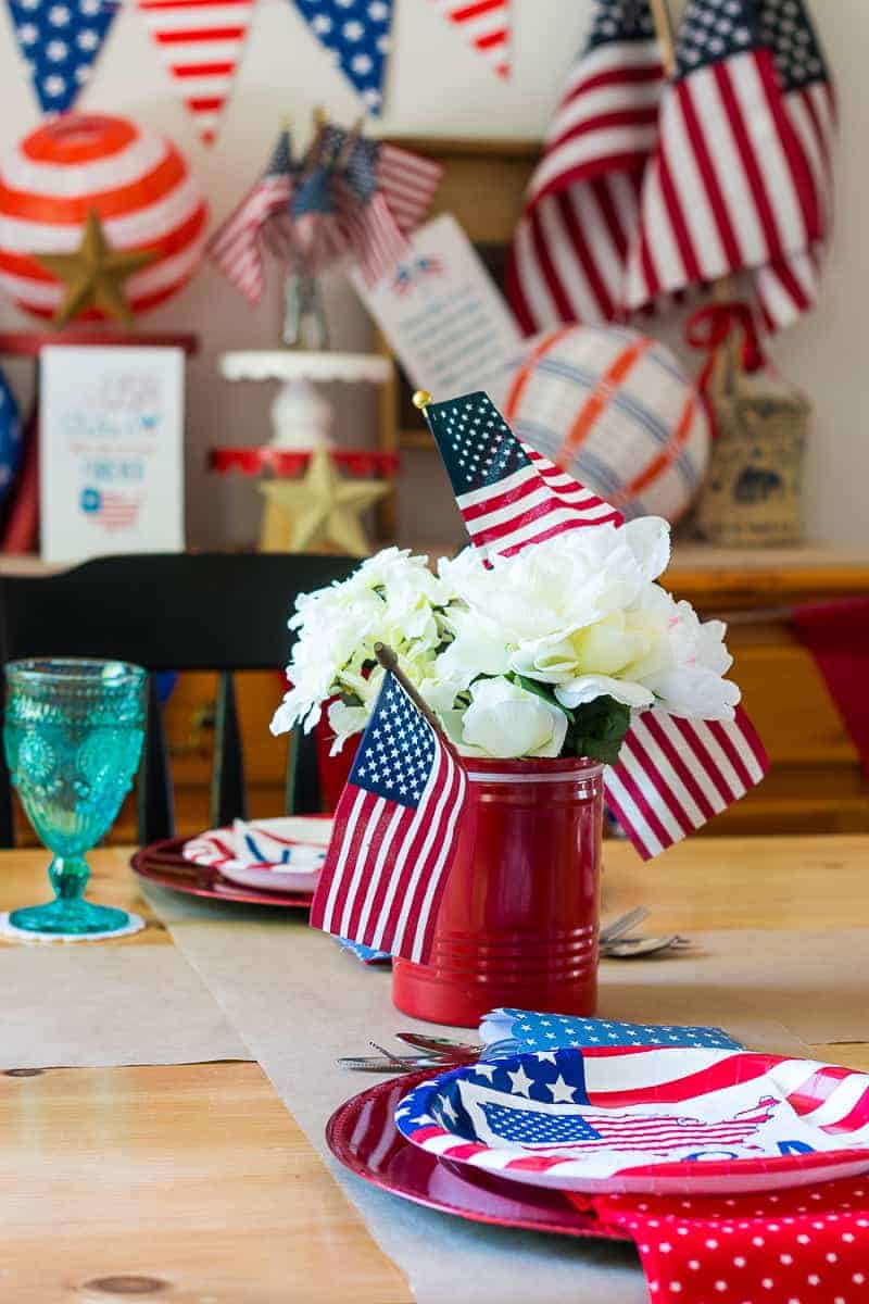 Simple, Cheap, and Easy 4th of July Indoor Decor - The How-To Home