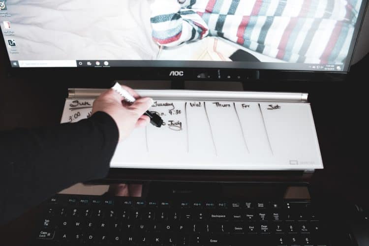How to Clean and Organize Your Desk - The How-To Home