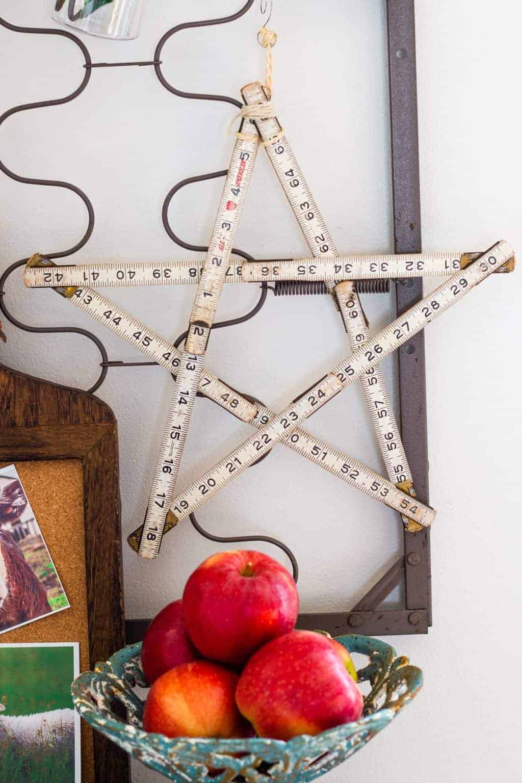 How-To Decorate with Repurposed Crib Springs - The How-To Home