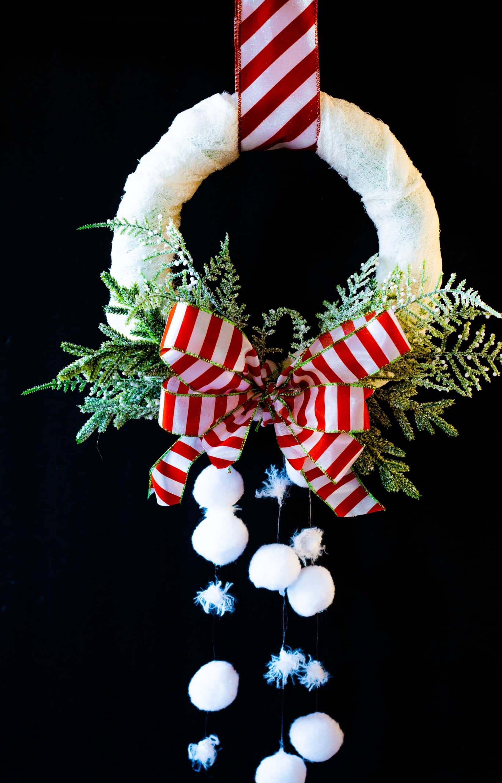 Easy-to-Make DIY Snowball Wreath - The How-To Home