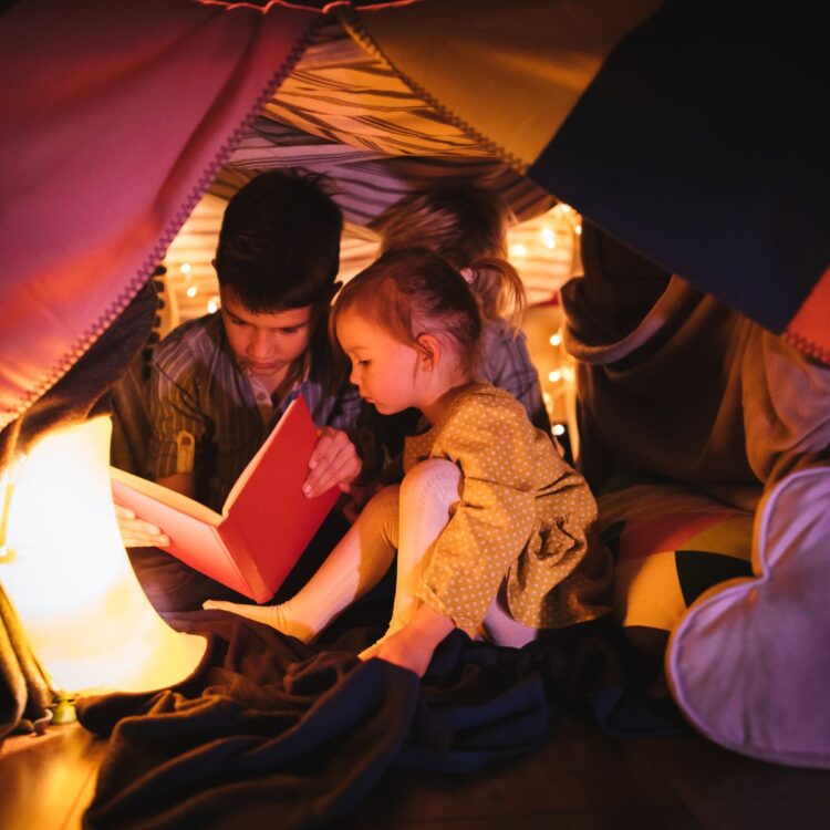 Cozy Fall Activities for Families - The How-To Home