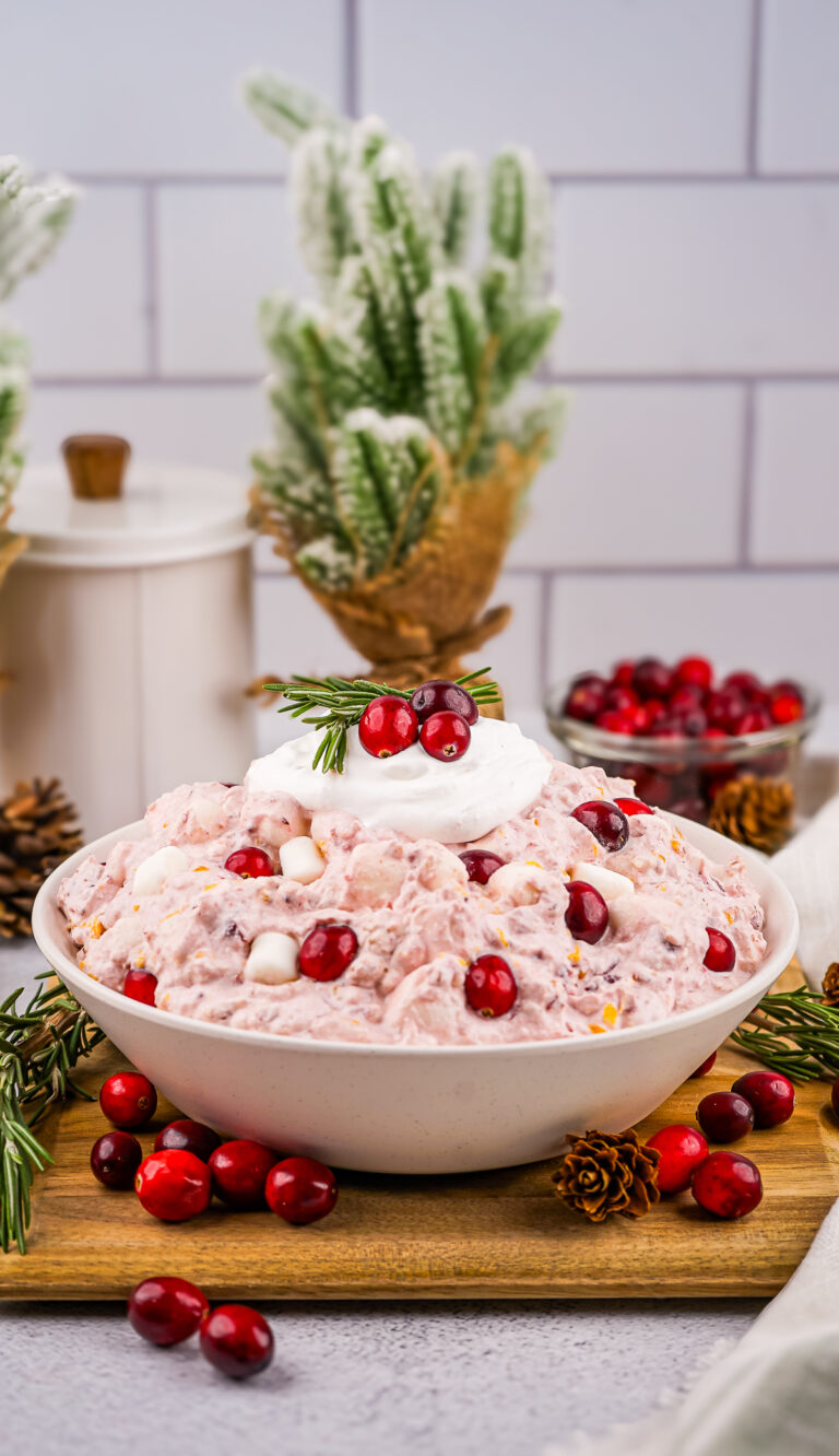 Cranberry Fluff Salad Recipe: A Sweet and Tangy Holiday Dish - The How ...